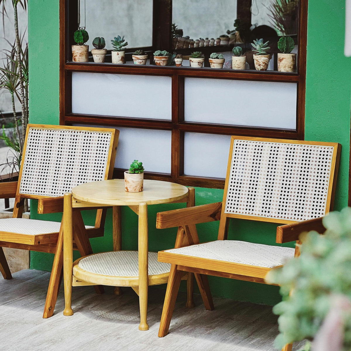 How to Choose Garden Furniture for Small Spaces | UK Size Guide – Cozy ...